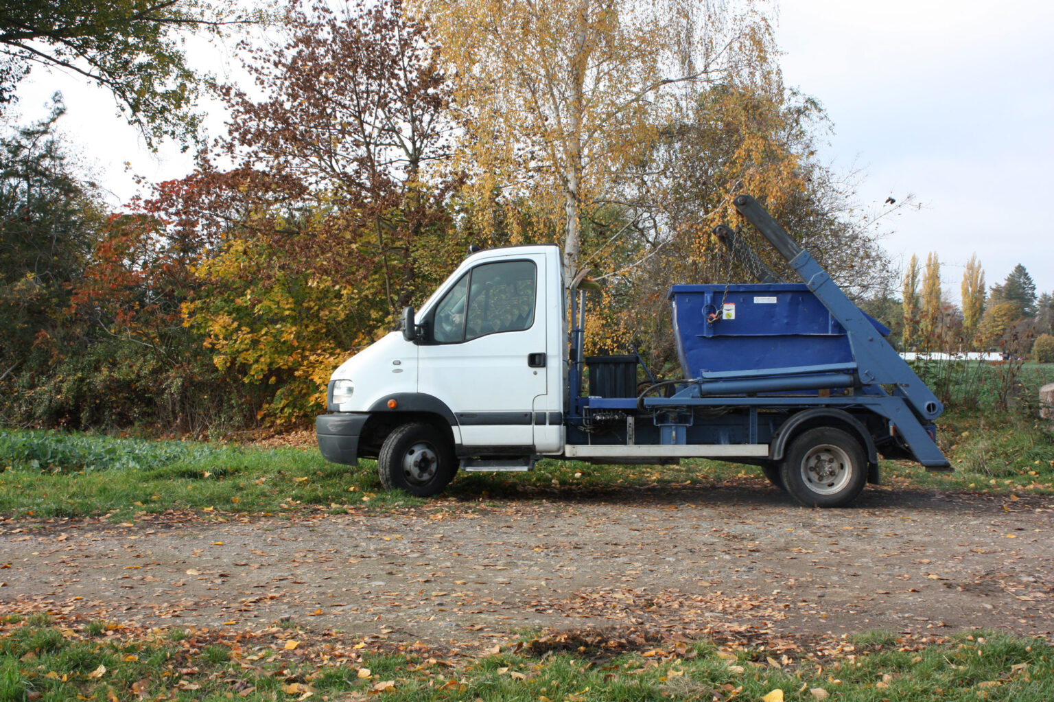 Absetzkipper klein – Containerdienst für Riesa und Umgebung
